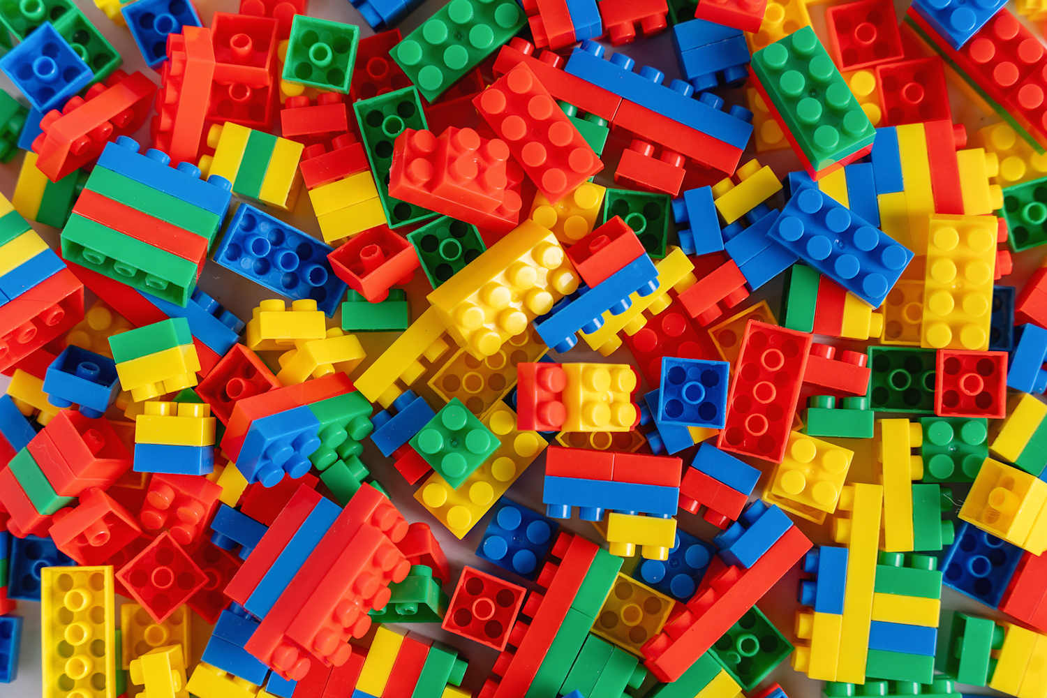 12 Best National LEGO Day Deals from QVC, Amazon, and More | Apartment ...