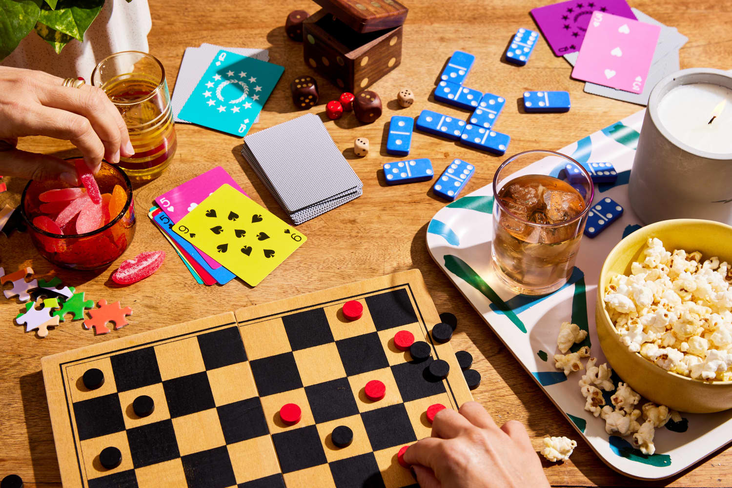 7 Cooperative Games to Play with Non-Competitive Friends | Apartment ...
