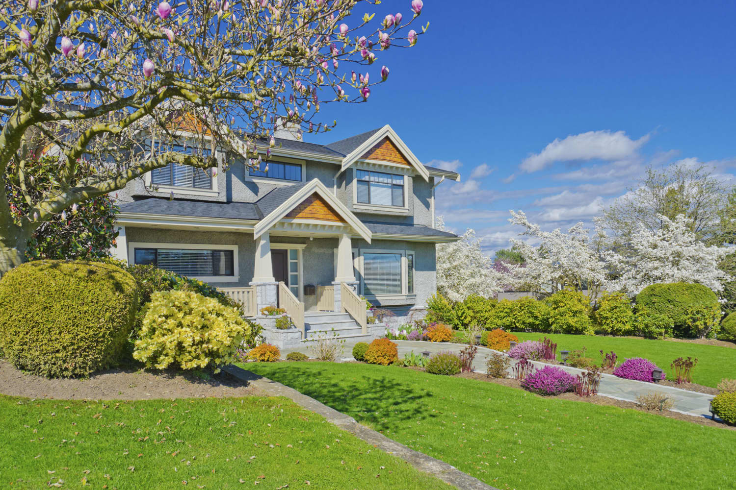 Why I Take Photos of My Home Year-Round (and You Should Too ...