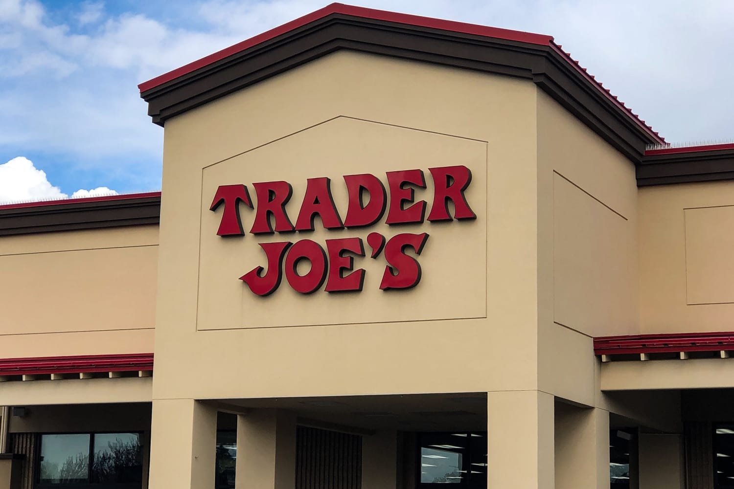 Trader Joe’s Just Dropped a New “Amazing” $5 Dessert | The Kitchn