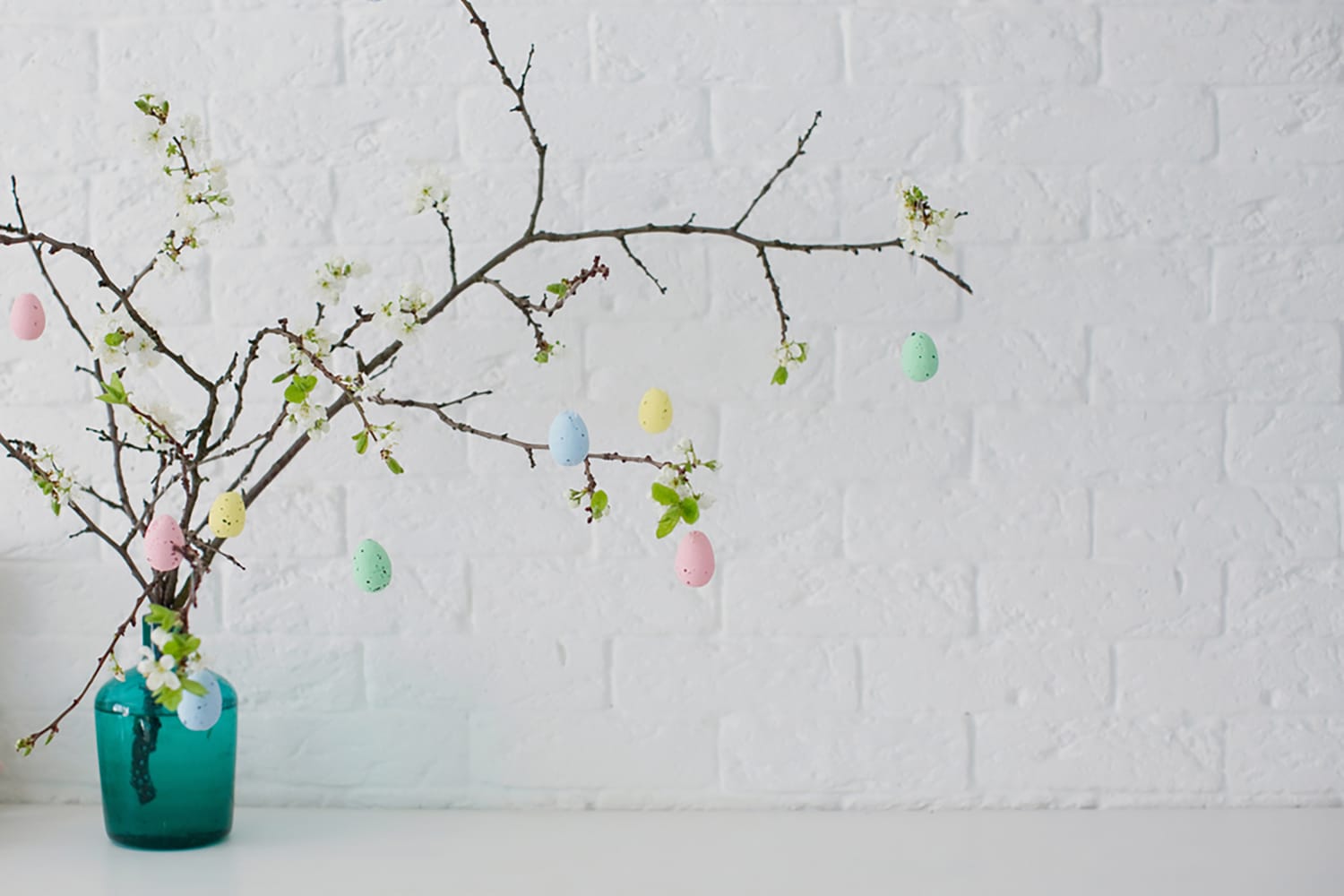 What's the Easter Egg Tree Tradition and How to Make Your Own ...