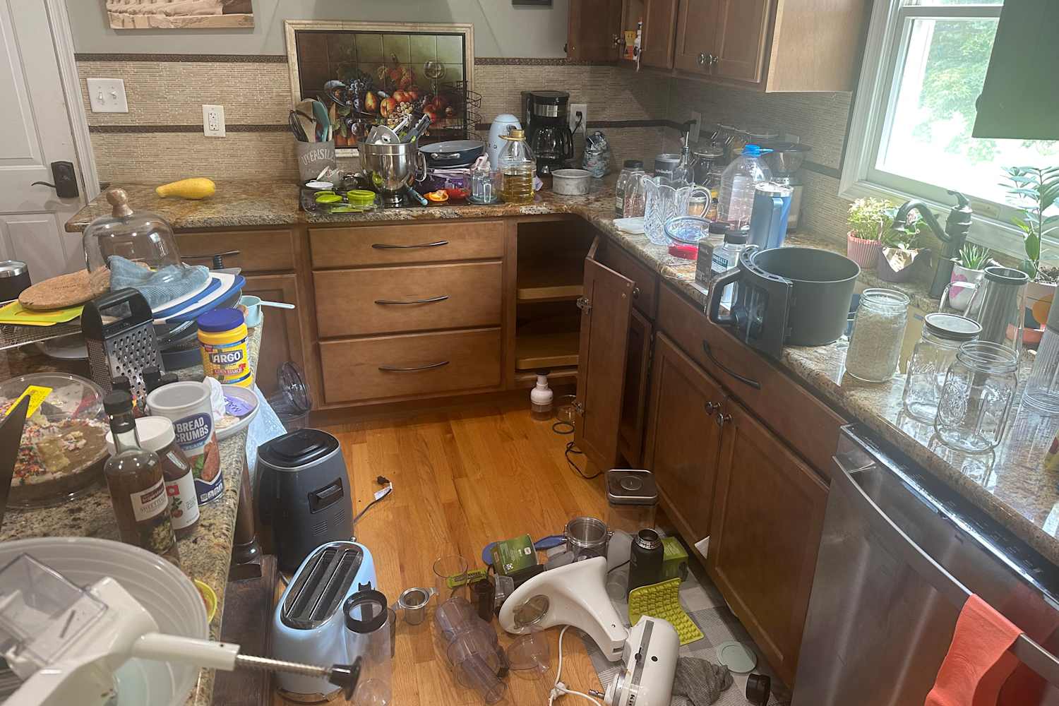 I "Clutter Cleansed" My Kitchen Cabinets, and Here's What Happened ...