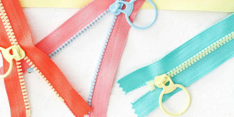 zipper not pulling teeth together