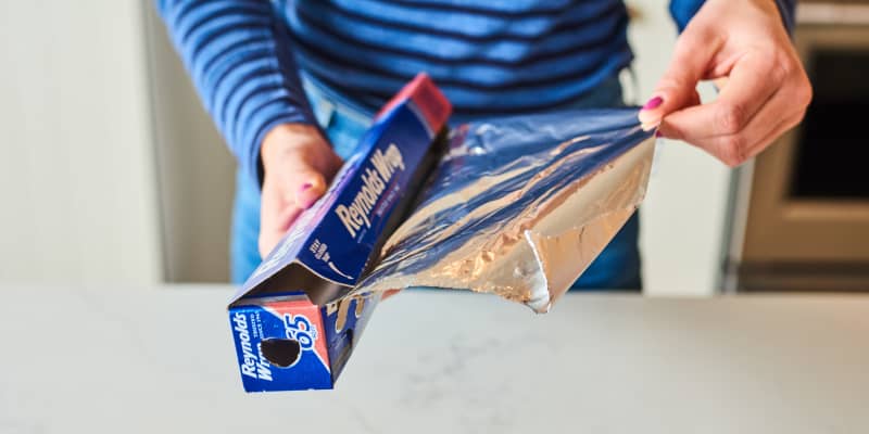 what is the shiny side of aluminum foil