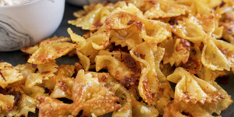 crispy pasta chips