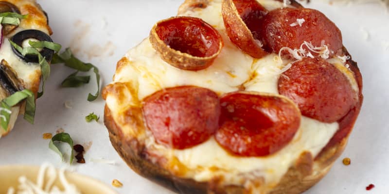 how long to cook pizza bagels