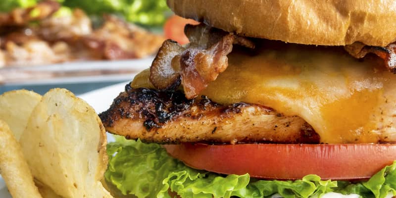how to cook grilled chicken sandwich at home