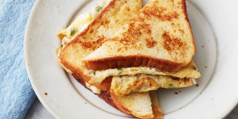 how to prepare bread omelette