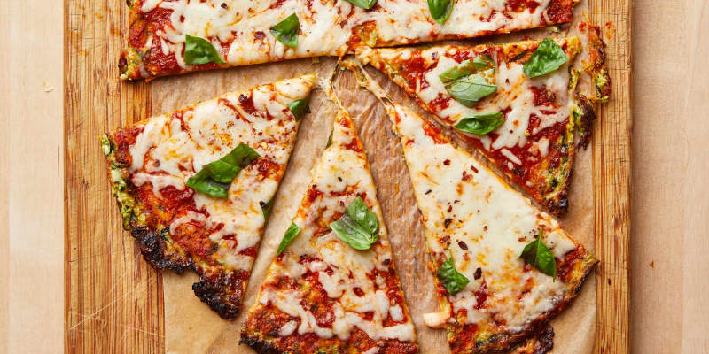 how to make zucchini pizza crust crispy