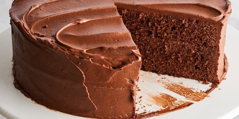 cake breaking from top