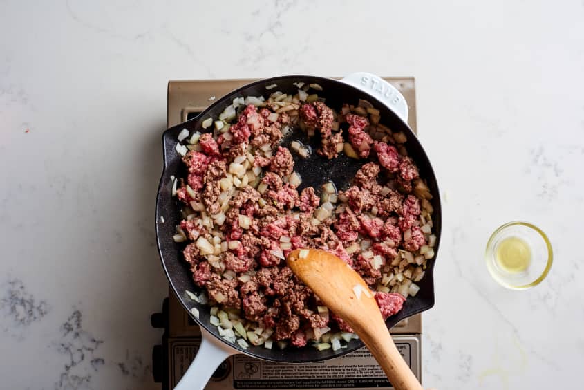 how to cook ground beef lasagna