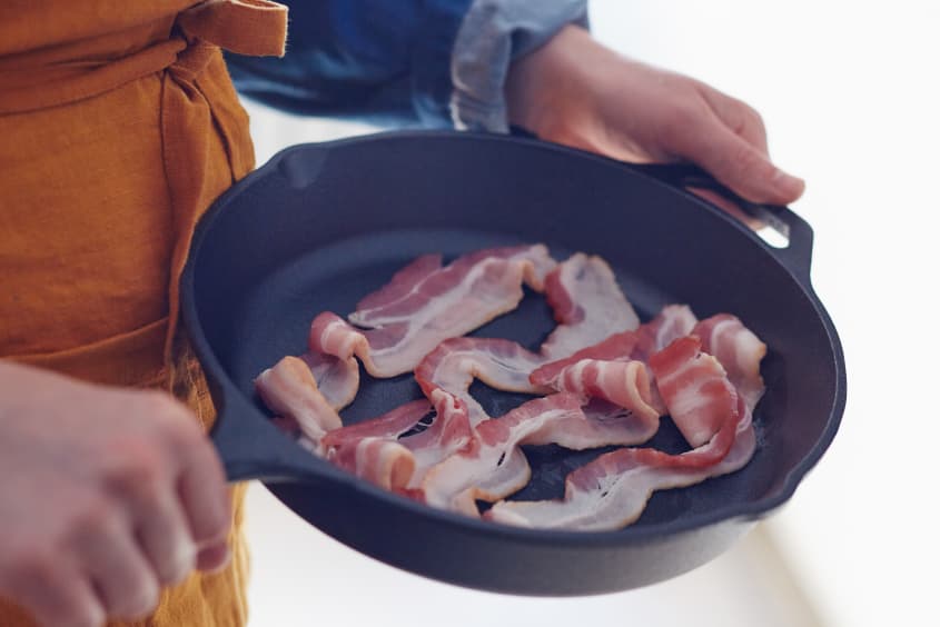 how to cook bacon in a skillet