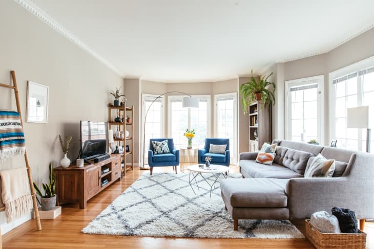 6 Ways to Make Eating Dinner in Front of the TV a Little More Special ...