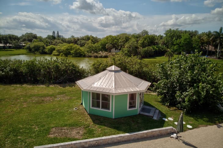 3 Smart Storage Lessons to Steal from this Adorable Octagon House | The ...