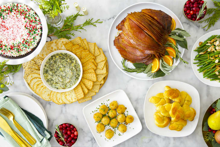 Easy Holiday Dinner Hacks That Make Hosting a Breeze | Kitchn