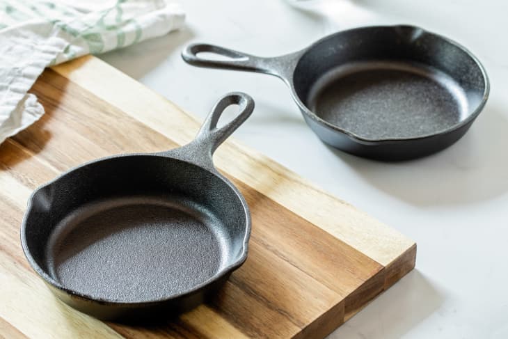 The $12 OXO Find That'll Keep Your Cast Iron Pan Looking Brand New ...