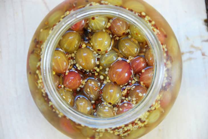 Quick Pickled Berries | The Kitchn