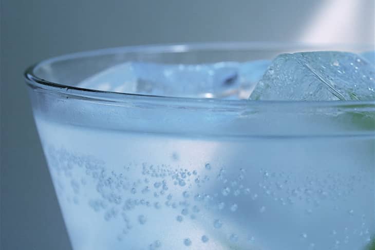 What is the Best Fizzy Water for Your Cocktail? | The Kitchn
