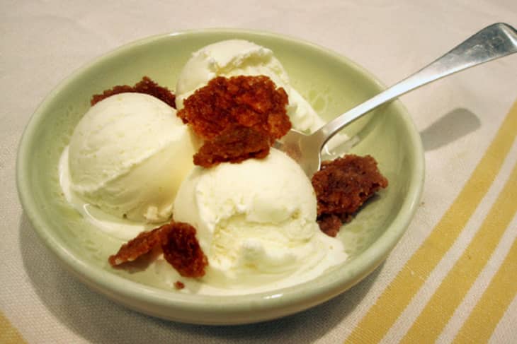 A Cheese-Lover’s Ice Cream Dream: Cheesecake Ice Cream with Graham ...