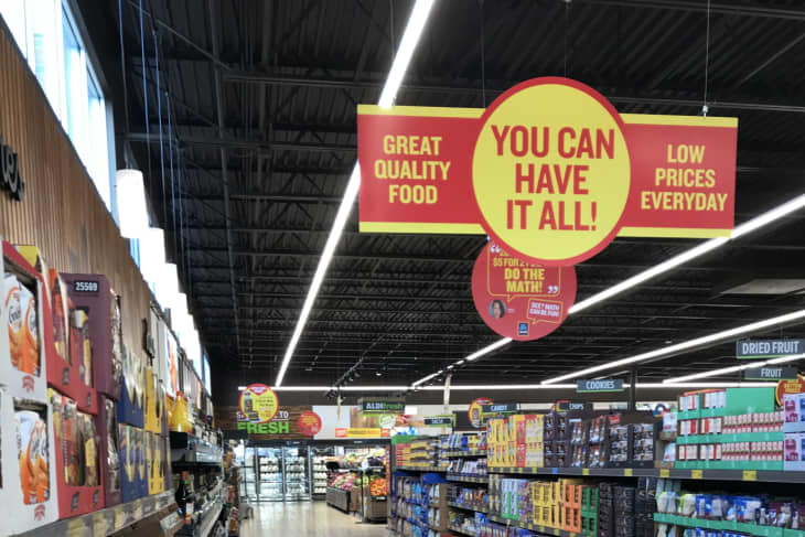 How Your Groceries Get to the Store: The Logistics of Supermarkets ...