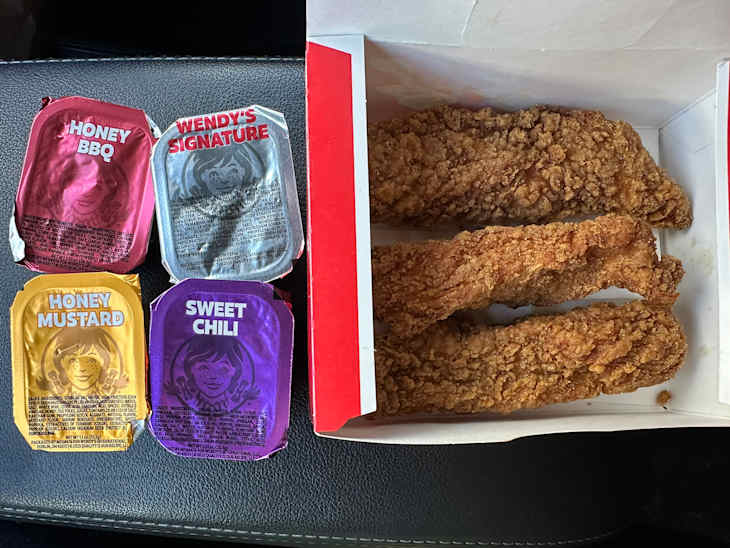 I Tried Wendy’s New Chicken Tendys & Dipping Sauces | Dorm Therapy
