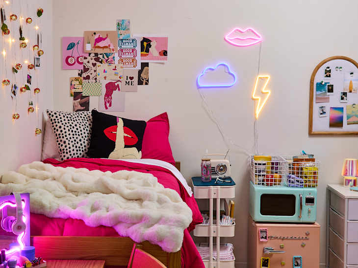 8 Fun Budget Dorm Decorating Ideas to Try in Your Room | Dorm Therapy