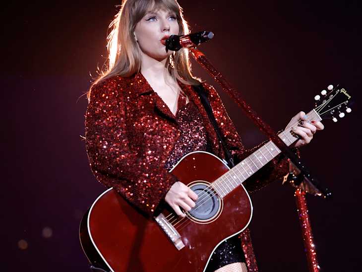 Taylor Swift Red Song Lyrics