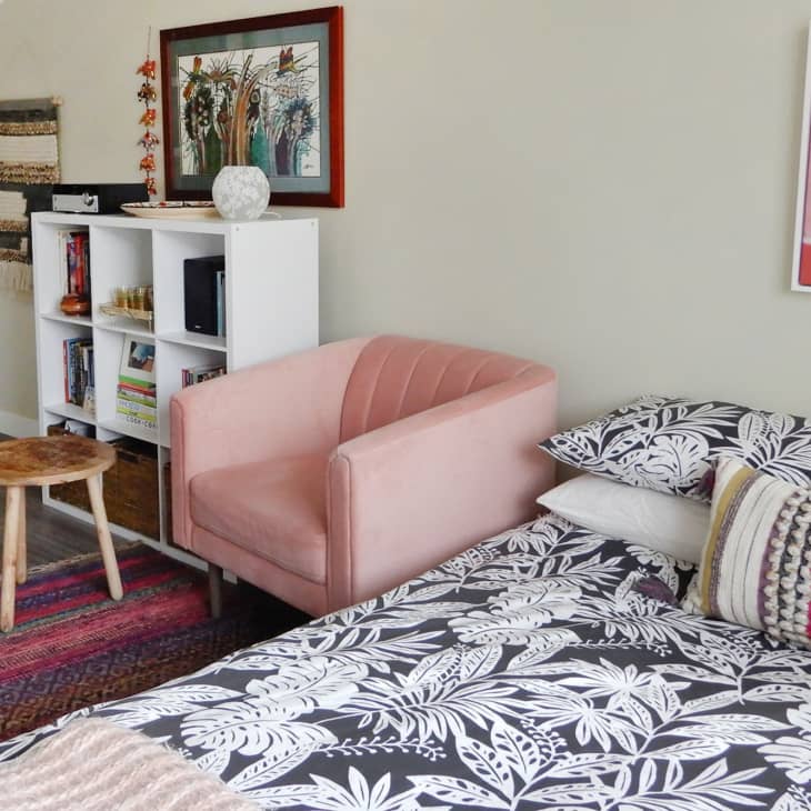 Minimal Micro Studio Decor Inspiration in Seattle | Apartment Therapy