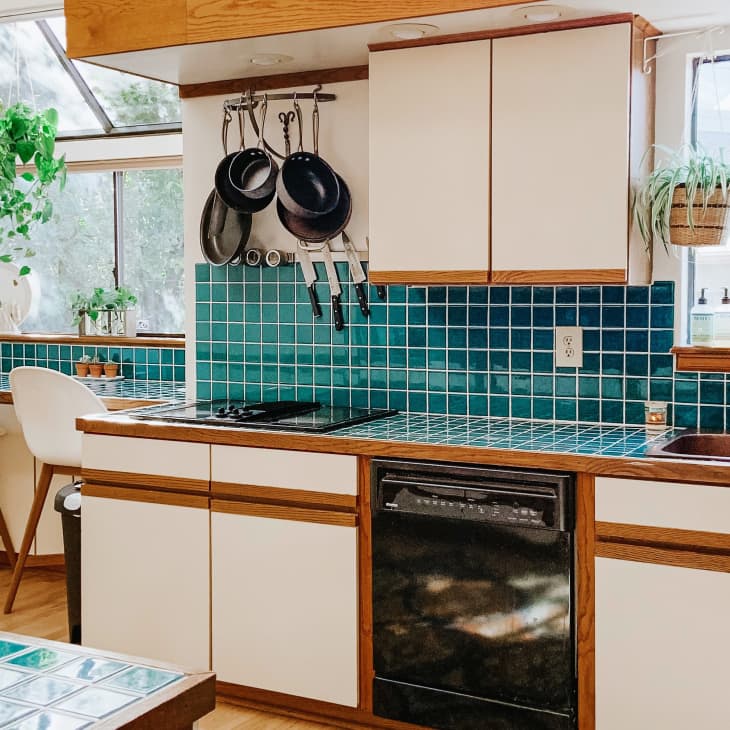Kitchen Backsplash Emerald Tile Inspiration | Apartment Therapy