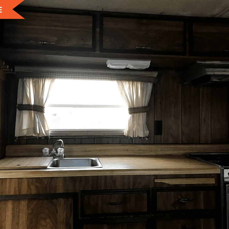 152-Square-Foot 1976 Camper Renovation | Apartment Therapy