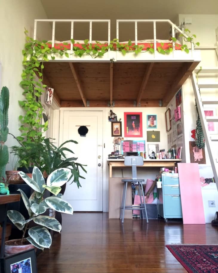 Joseph’s Bright 300-Square-Foot Studio | Apartment Therapy