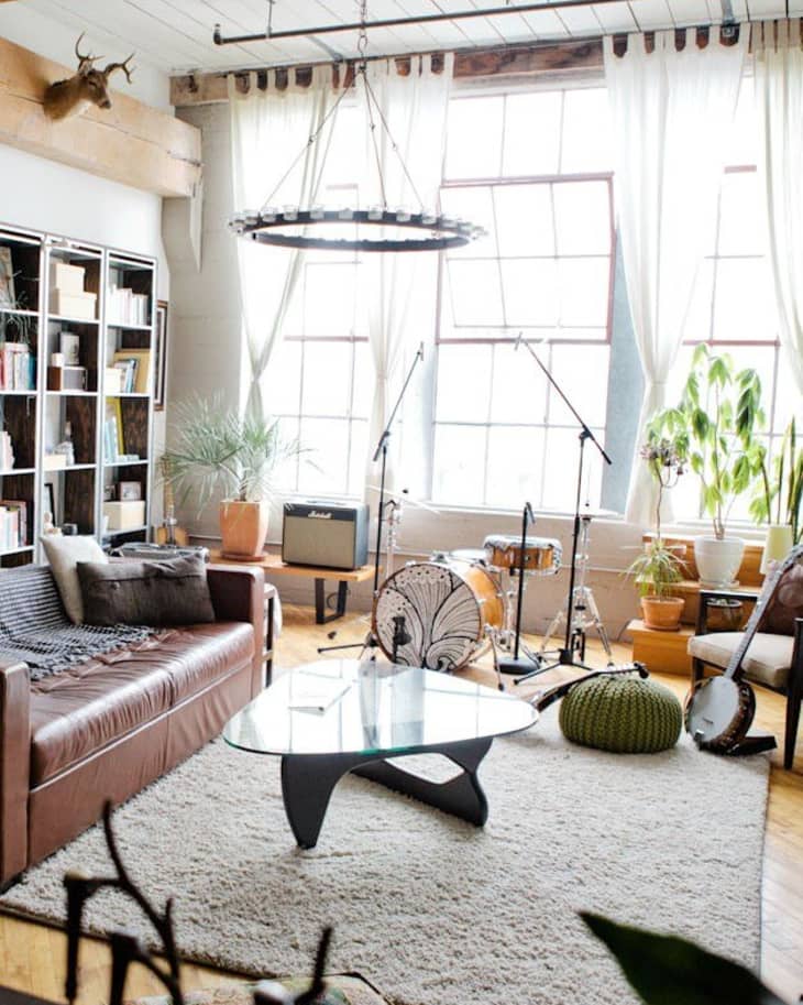 Vivian’s Converted Loft in Oakland | Apartment Therapy