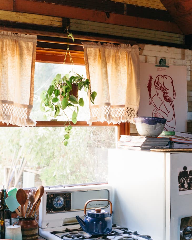 Ways to Update a Dated Ktichen | The Kitchn