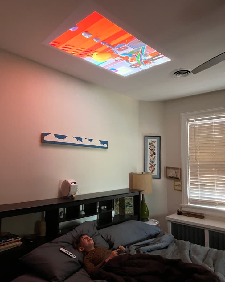 BenQ GV31 Portable Smart Projector Review (Great for Families!) | Cubby