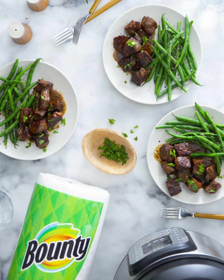 Recipe: Instant Pot Garlic Butter Steak Bites | The Kitchn