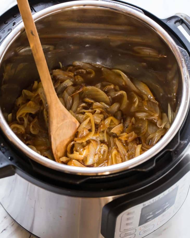 how to cook onions in pressure cooker