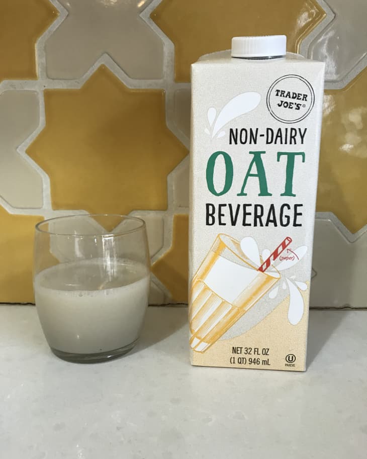 Trader Joes Oat Milk - Oatly, Califia Farms Comparison | The Kitchn