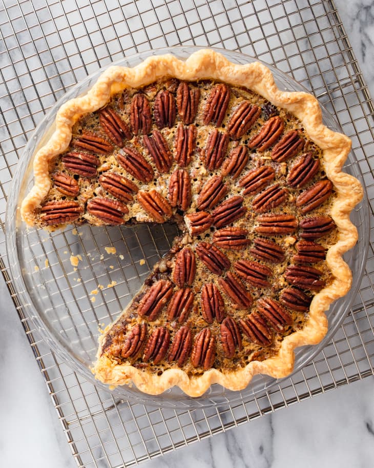 This Super-Simple Trick Will Give You Professional Pie Crusts Every ...