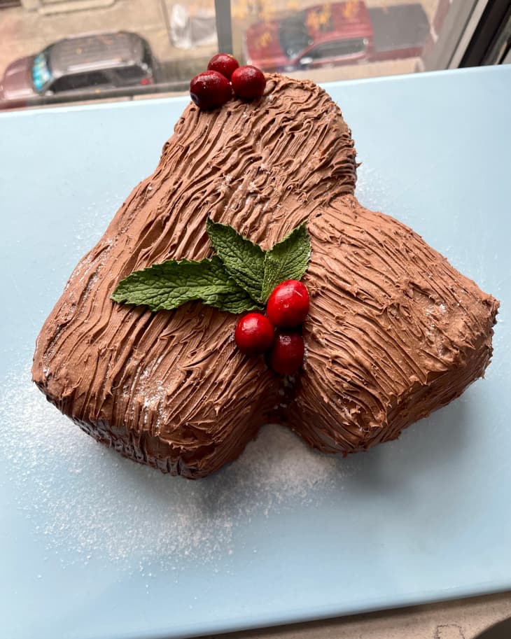 My Easy Yule Log Cake Hack Requires Zero Baking | The Kitchn