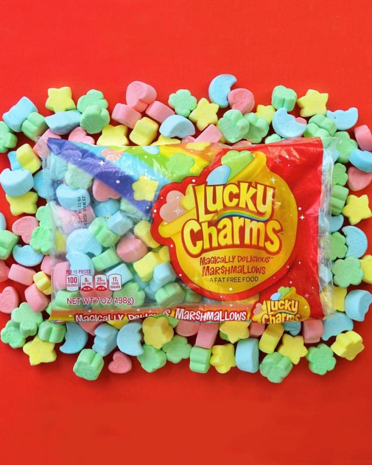 Big Lucky Charms Marshmallows Are Coming to a Grocery Store Near You ...