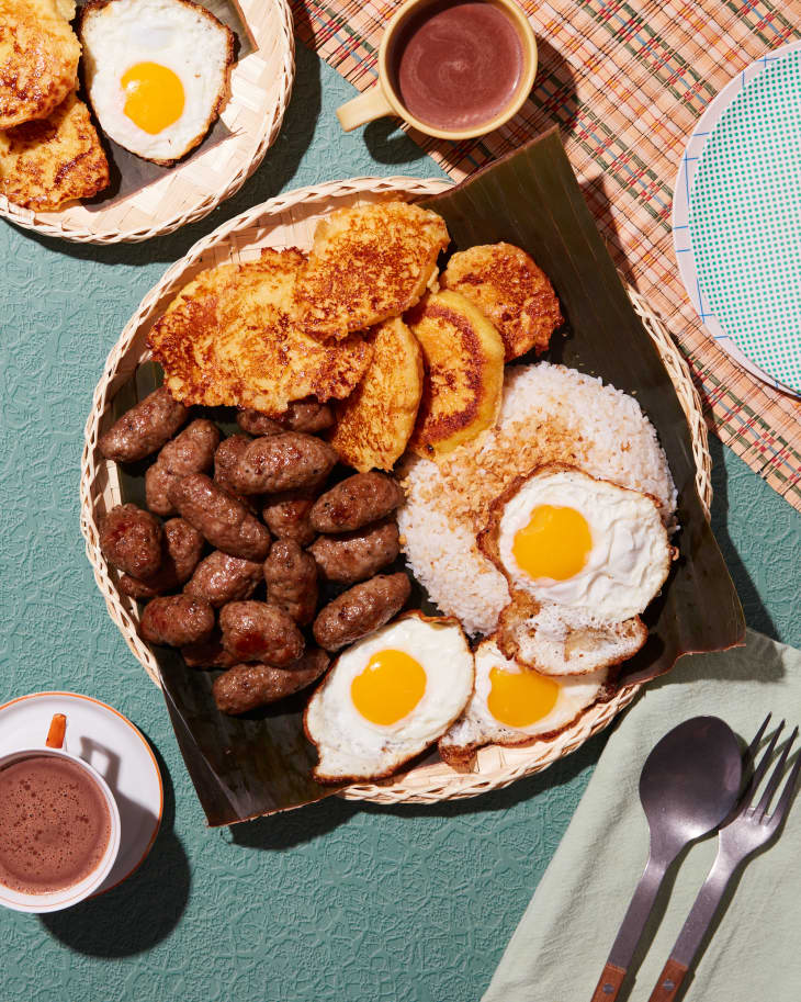 Silog Plate Recipe (Pandesal French Toast, Longanisa, Garlic Fried Rice ...