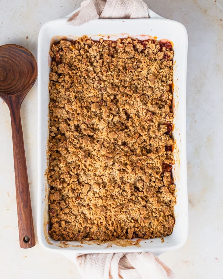 You'll Want to Make This Cinnamon Roll Crumb Cake Every Morning | The ...