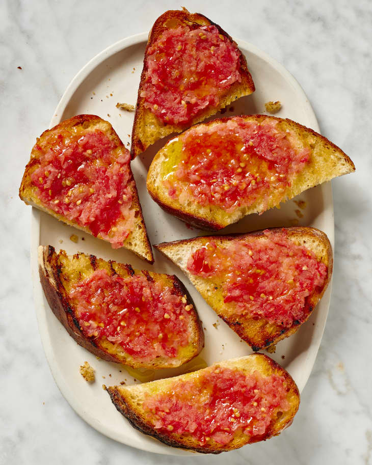Pan con Tomate Recipe (Spanish Tomato Bread) | The Kitchn