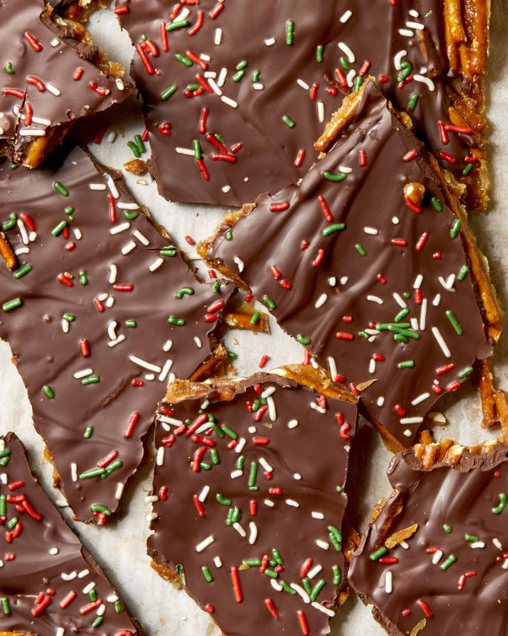 How to Make Christmas Pretzel Toffee | The Kitchn
