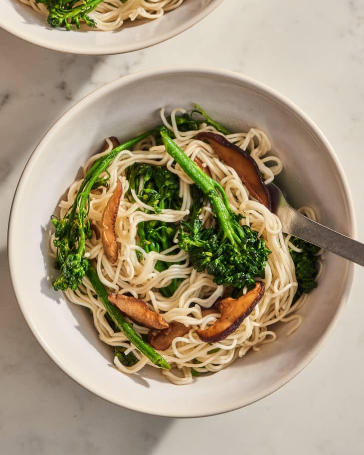Umami Garlic Noodles with Shiitake Mushrooms and Broccolini Recipe ...