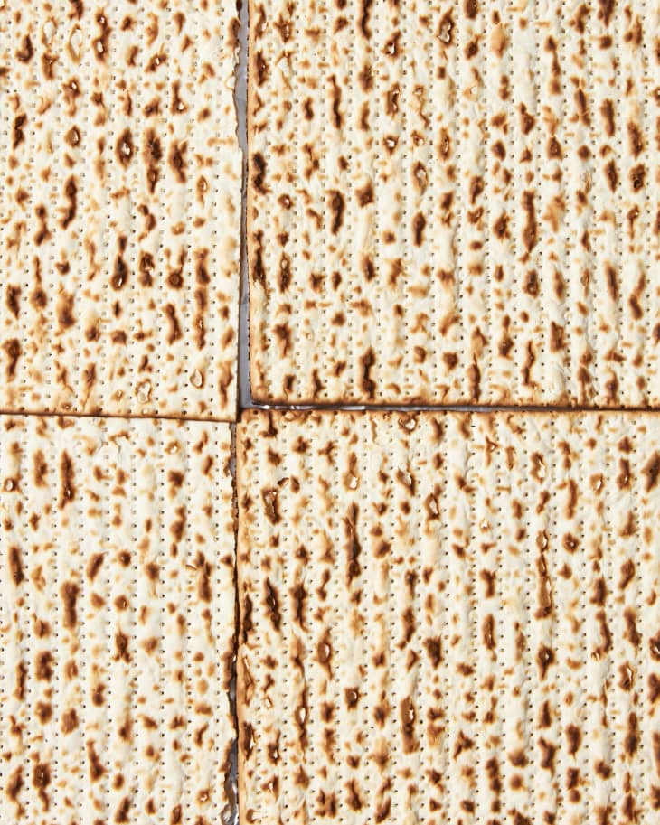 What Is Matzo? How to Use It, What Does It Taste Like, and More | The ...