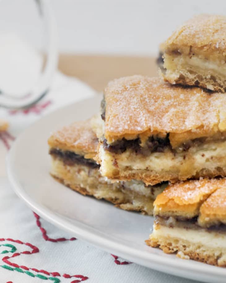 Brunch Recipe: Cinnamon-Cream Cheese Breakfast Bars | The Kitchn