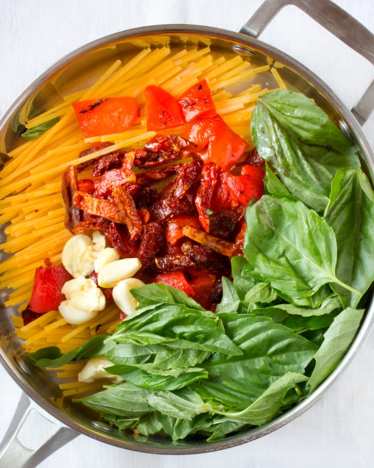 The Story of One-Pan Pasta (and 5 Wintry Recipe Ideas) | The Kitchn