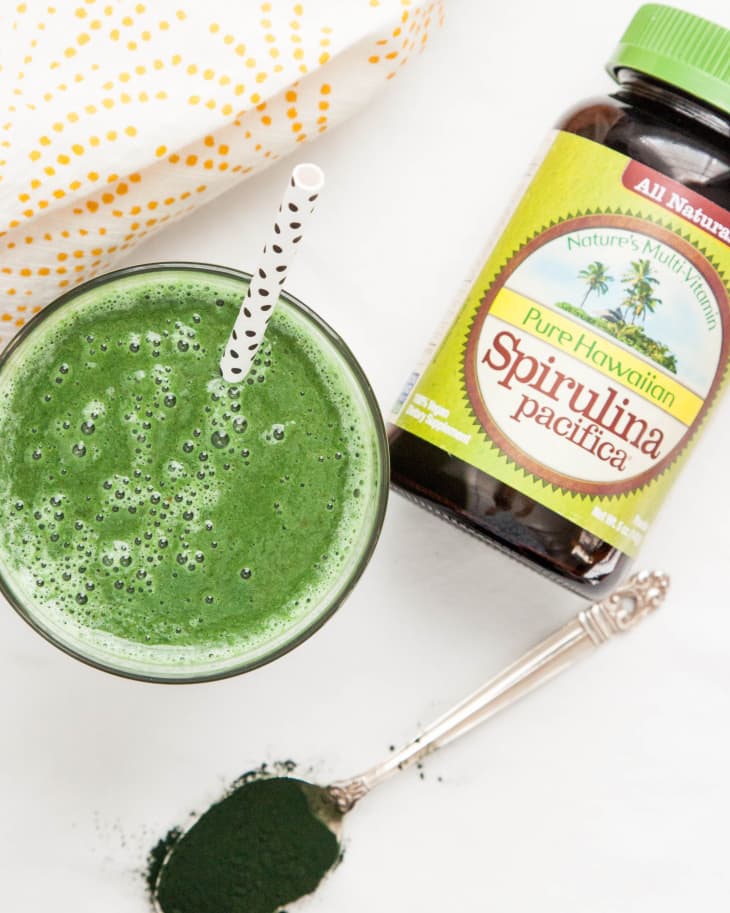 Here’s the Lowdown on Spirulina and Why It Makes a Great Smoothie Add ...
