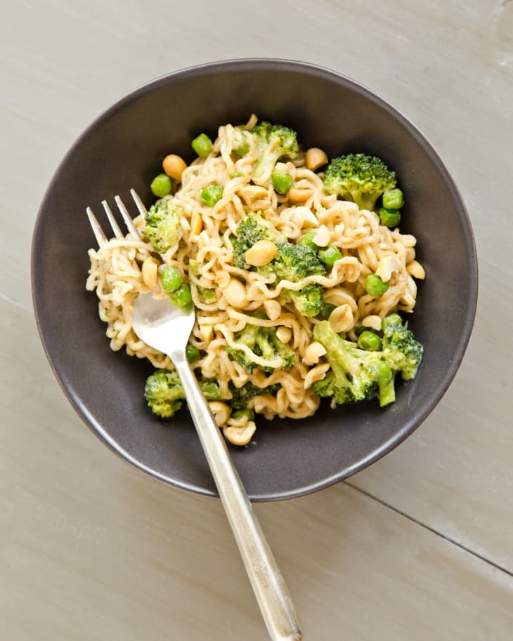 5 Dorm Meals You Can Make in Your Microwave with Drugstore Ingredients ...